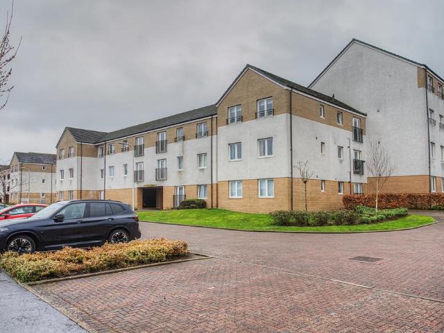 2 bedroom flat for sale