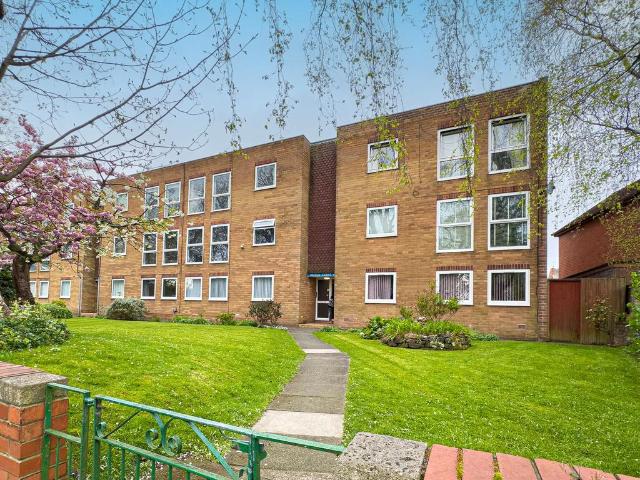 2 bedroom flat for sale