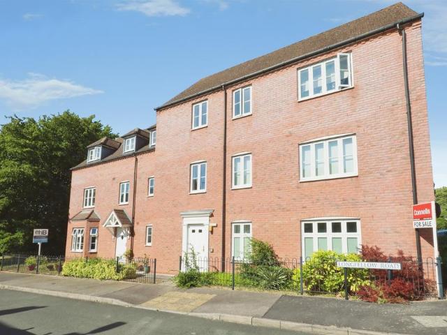 2 bedroom flat for sale