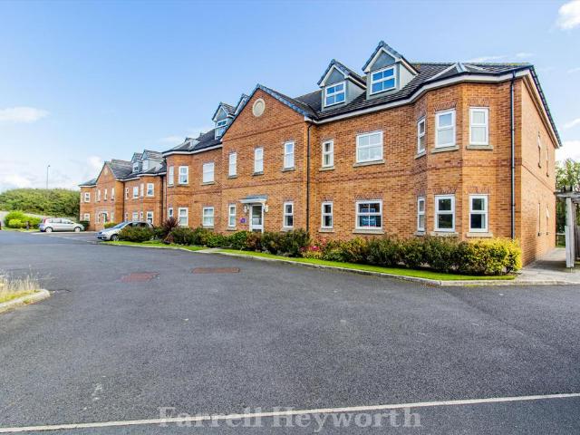 2 bedroom flat for sale