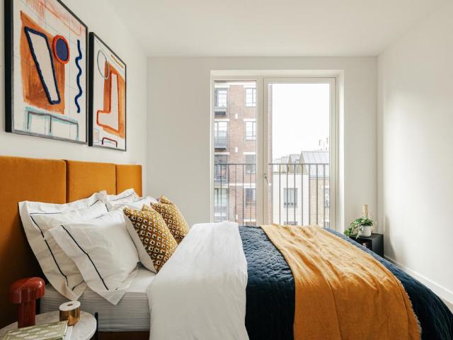 2 bedroom flat for sale