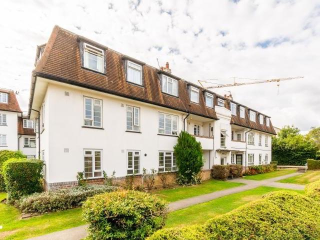 2 bedroom flat for sale