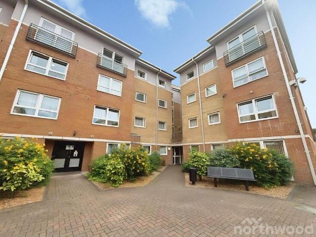 2 bedroom flat for sale