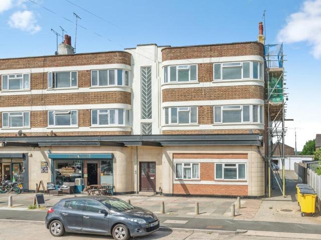 2 bedroom flat for sale