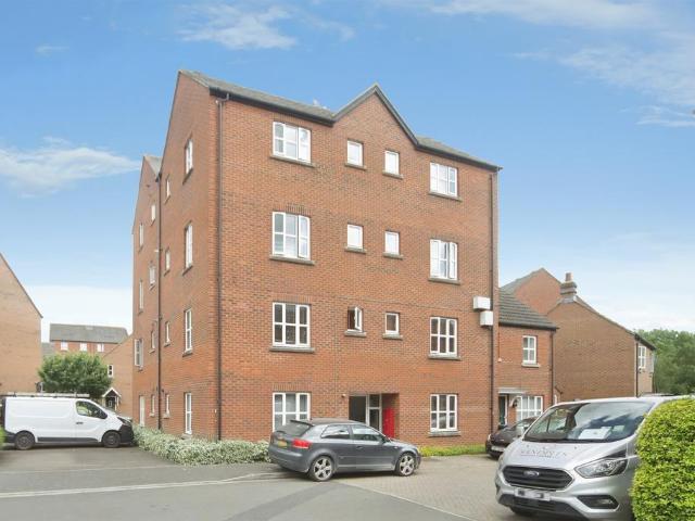 2 bedroom flat for sale