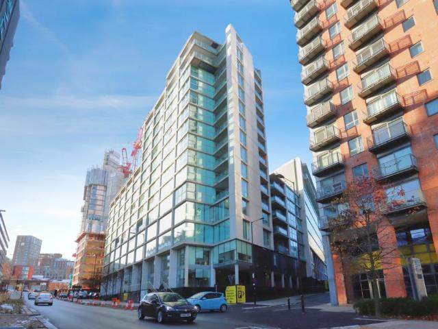 2 bedroom flat for sale