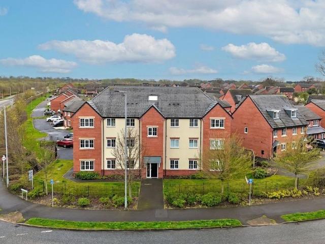 2 bedroom flat for sale