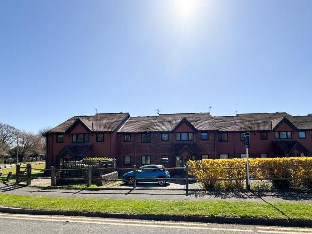 2 bedroom flat for sale