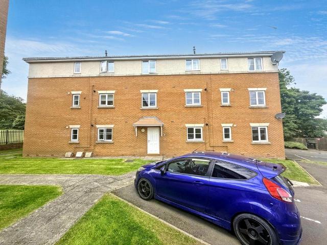 2 bedroom flat for sale