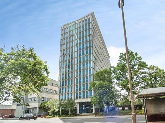 2 bedroom flat for sale