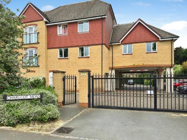 2 bedroom flat for sale