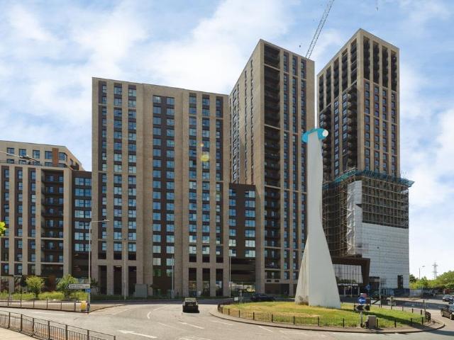 2 bedroom flat for sale