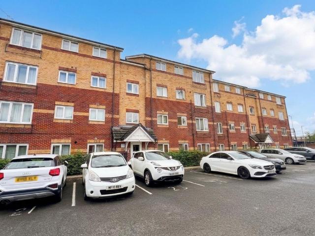 2 bedroom flat for sale