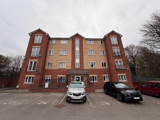 2 bedroom flat for sale