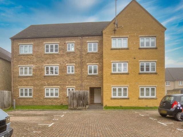 2 bedroom flat for sale