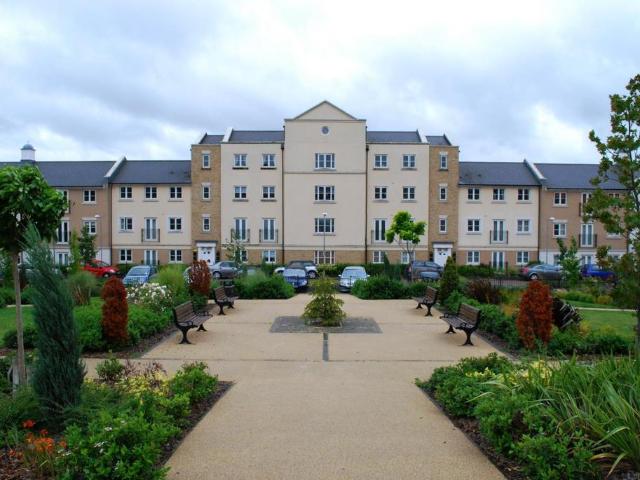 2 bedroom flat for sale