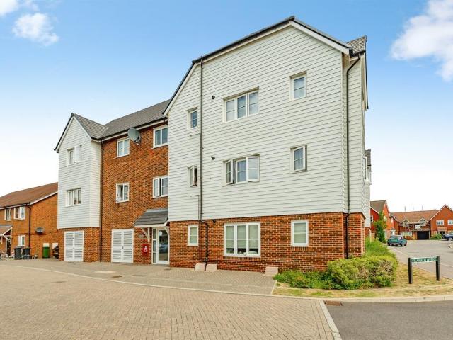 2 bedroom flat for sale