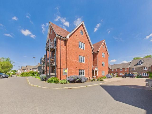 2 bedroom flat for sale