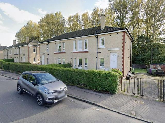 2 bedroom flat for sale