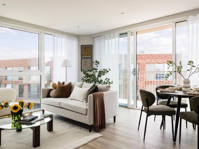 2 bedroom flat for sale