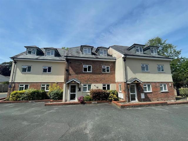 2 bedroom flat for sale