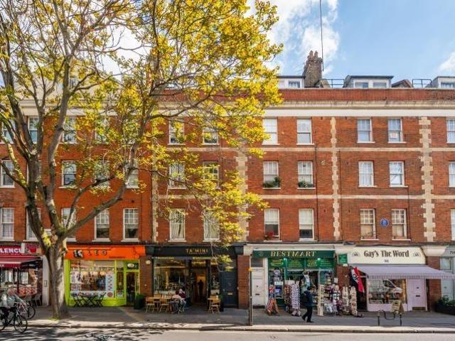 2 bedroom flat for sale