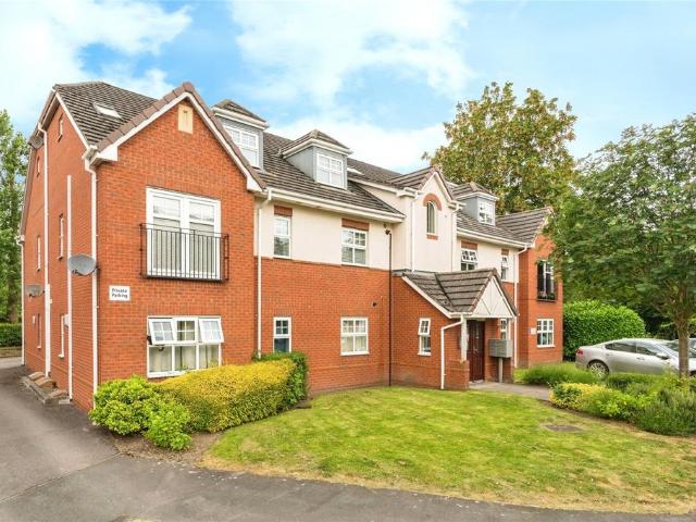 2 bedroom flat for sale