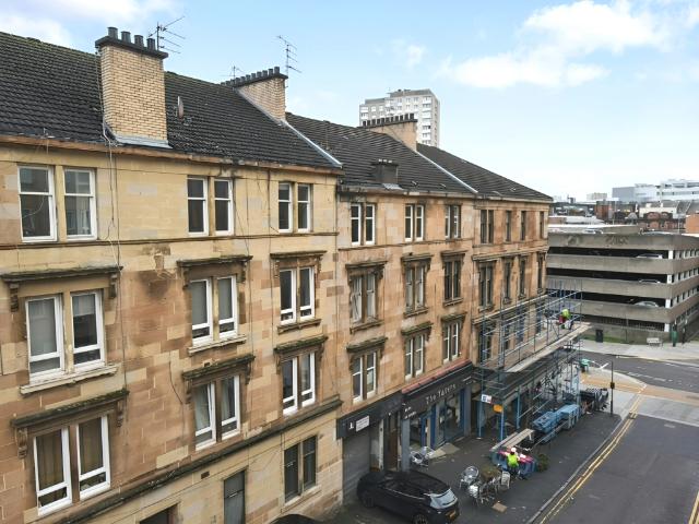 2 bedroom flat for sale