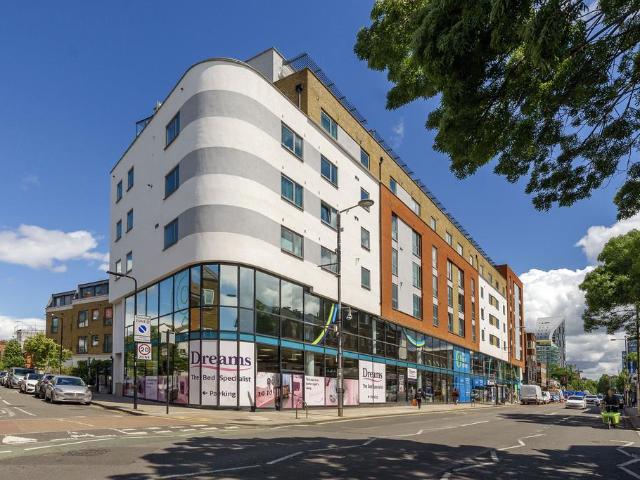 2 bedroom flat for sale