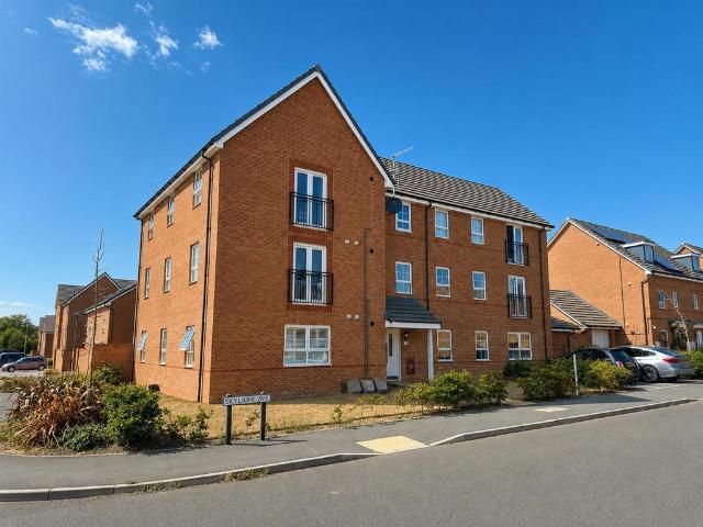 2 bedroom flat for sale