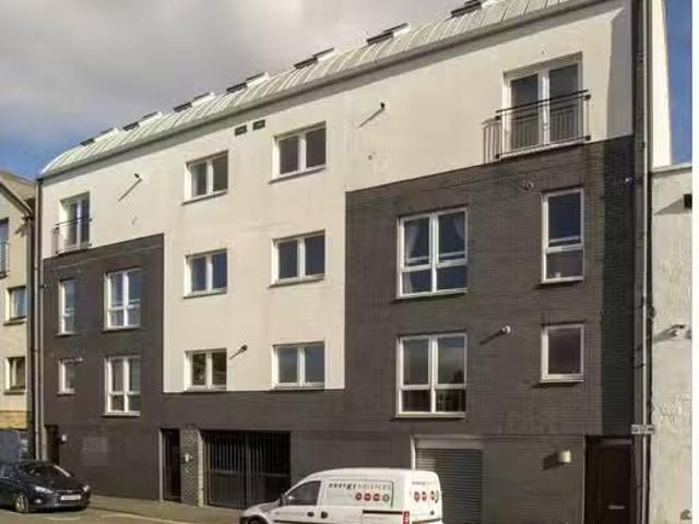2 bedroom flat for sale, 11/4 Arthur Street, Pilrig, Edinburgh.