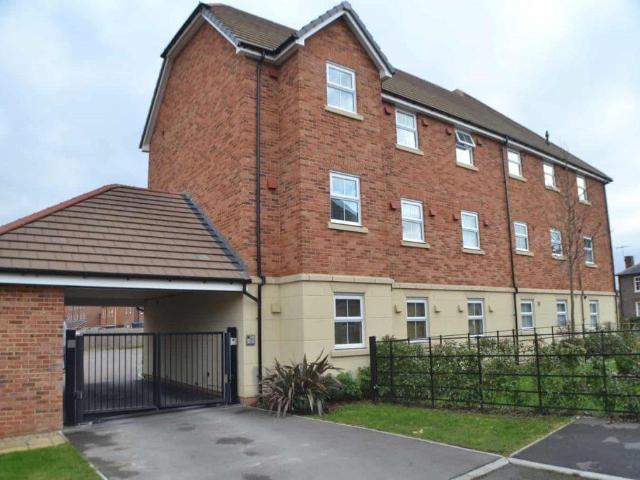 2 bedroom flat for sale