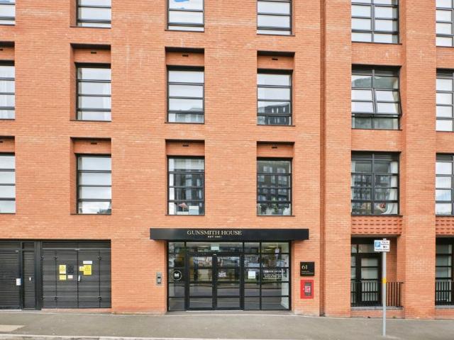 2 bedroom flat for sale