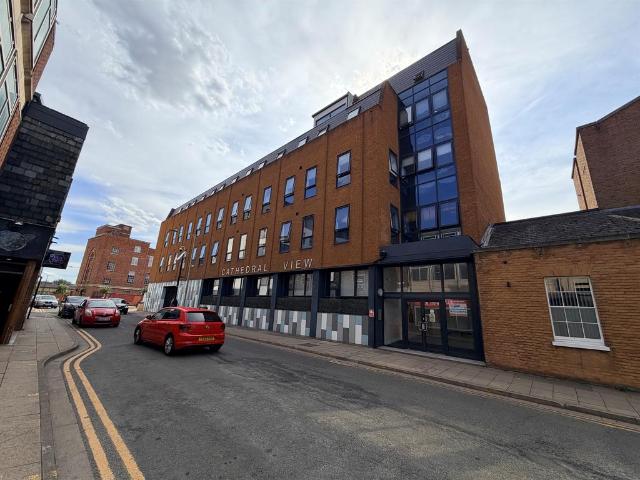 2 bedroom flat for sale