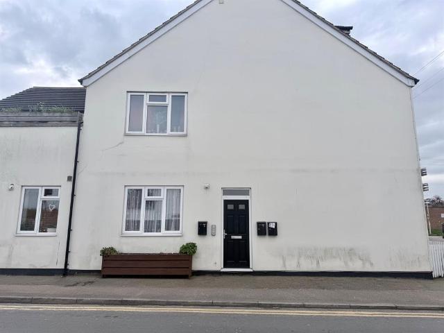 2 bedroom flat for sale