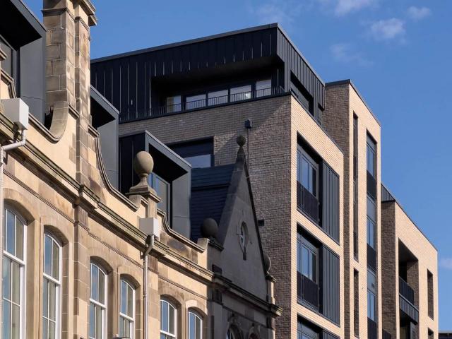 2 bedroom flat for sale