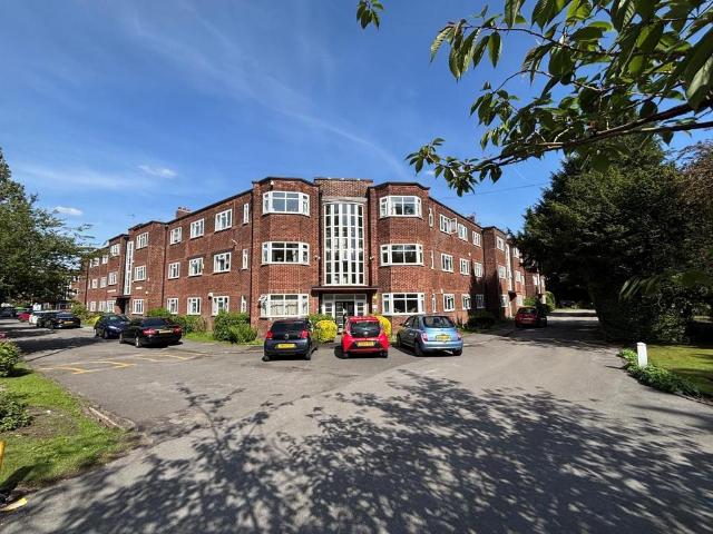 2 bedroom flat for sale