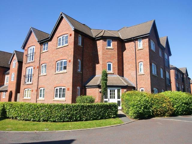 2 bedroom flat for sale