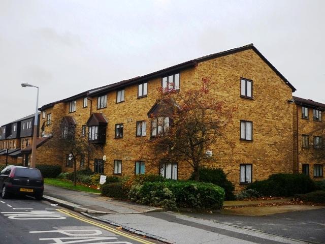 2 bedroom flat for sale