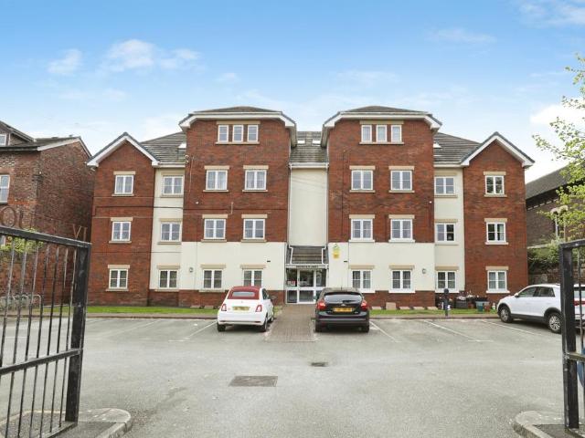 2 bedroom flat for sale