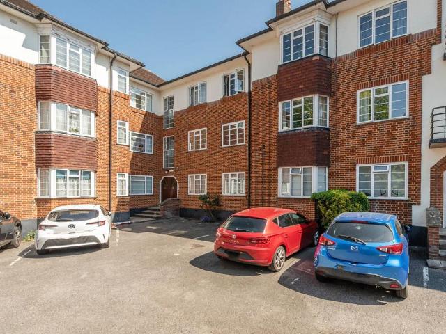 2 bedroom flat for sale