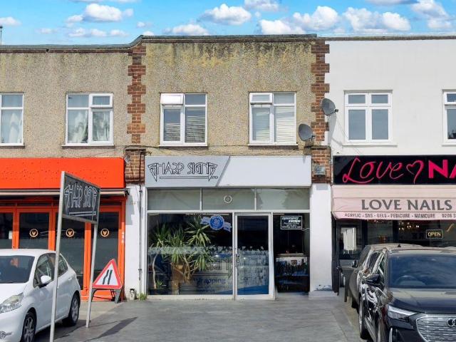 2 bedroom flat for sale