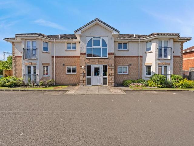 2 bedroom flat for sale
