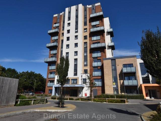 2 bedroom flat for sale