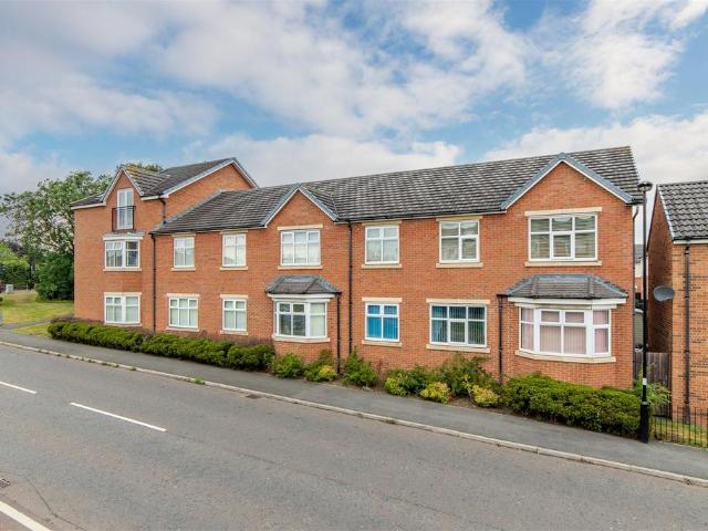 2 bedroom flat for sale