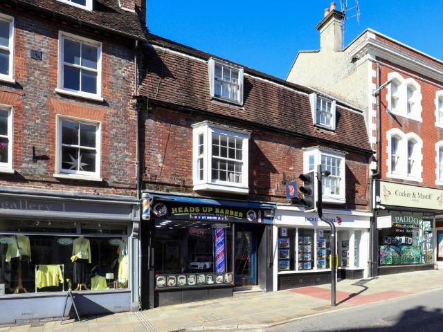 2 bedroom flat for sale