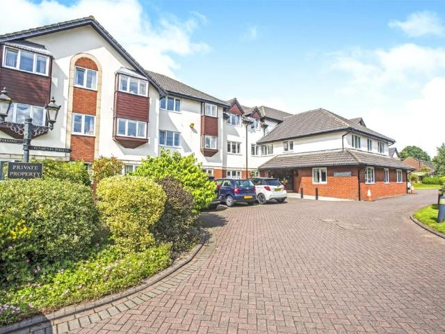 2 bedroom flat for sale
