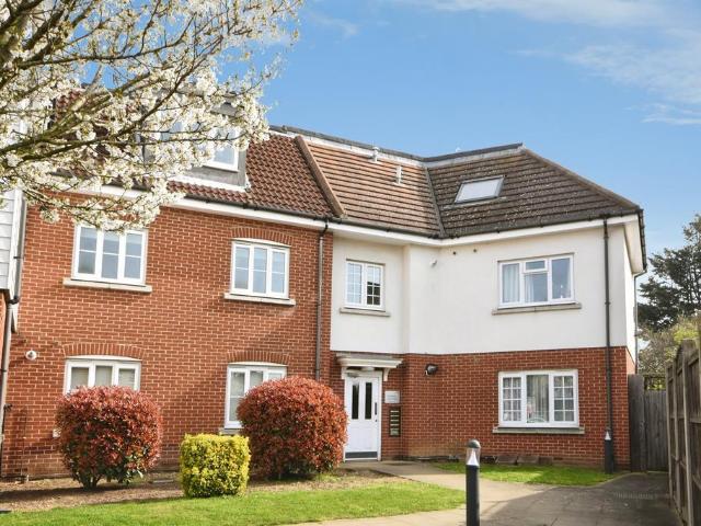 2 bedroom flat for sale