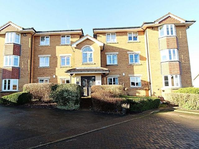 2 bedroom flat for sale