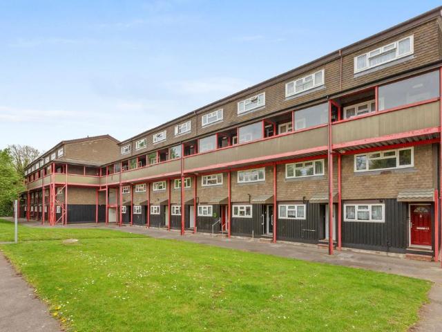 2 bedroom flat for sale